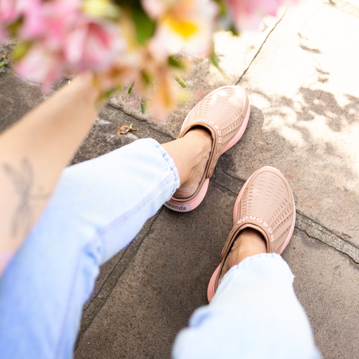 Clog Flow Feminino - Canela